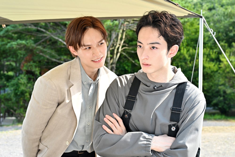 距離感がバグる侵食系BLドラマ『毒恋』仕掛け人が、深夜枠で打ち出す新たなメディアミックスとは｜TBSテレビ